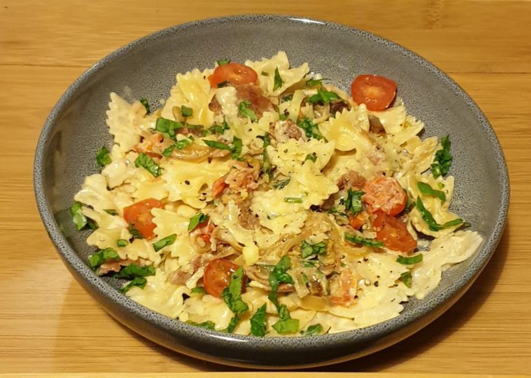 Creamy Bacon and Chorizo Pasta - Feed Your Family for £20 a week